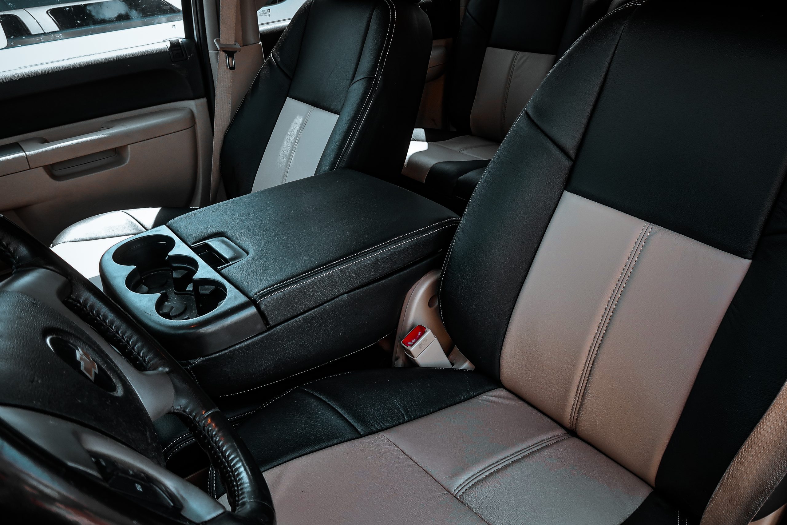 2011 Chevy Silverado- Leather - Dealer Source Ltd